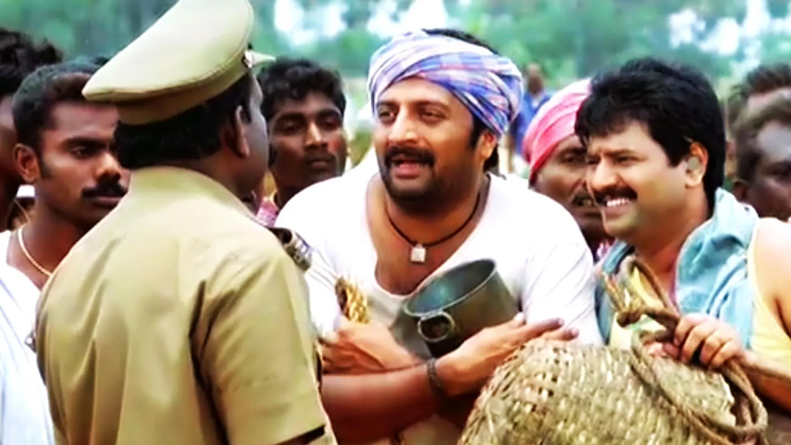 Anniyan - Police Investigation